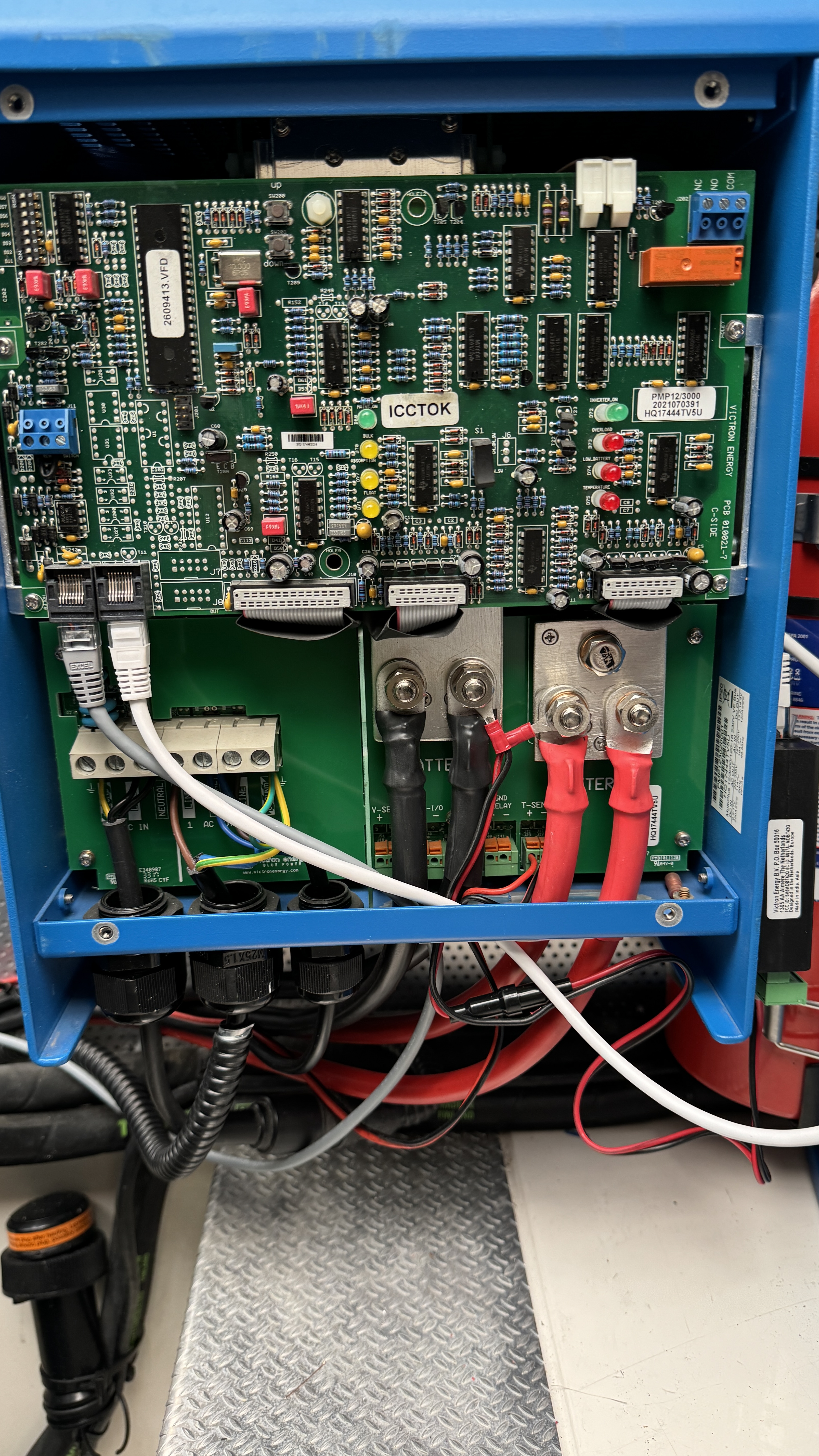 Multiplus 3000 with large processor fw not updatable question ...